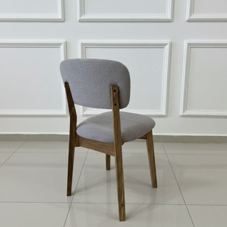 Silla comedor tapizada madera Petiribí Cindy - SILVINA C.
